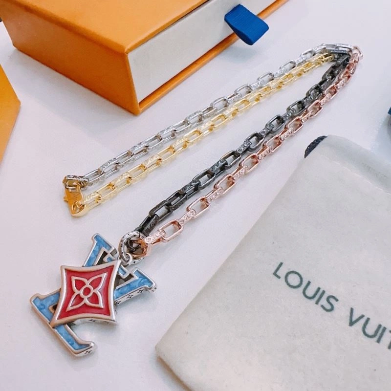 Indistinguishable Louis Vuitton Necklaces