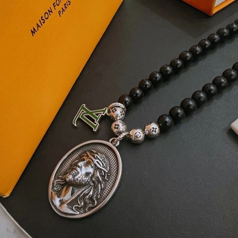 High fidelity Louis Vuitton Necklaces