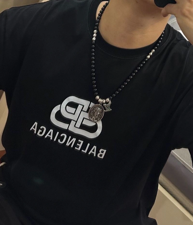 High fidelity Louis Vuitton Necklaces