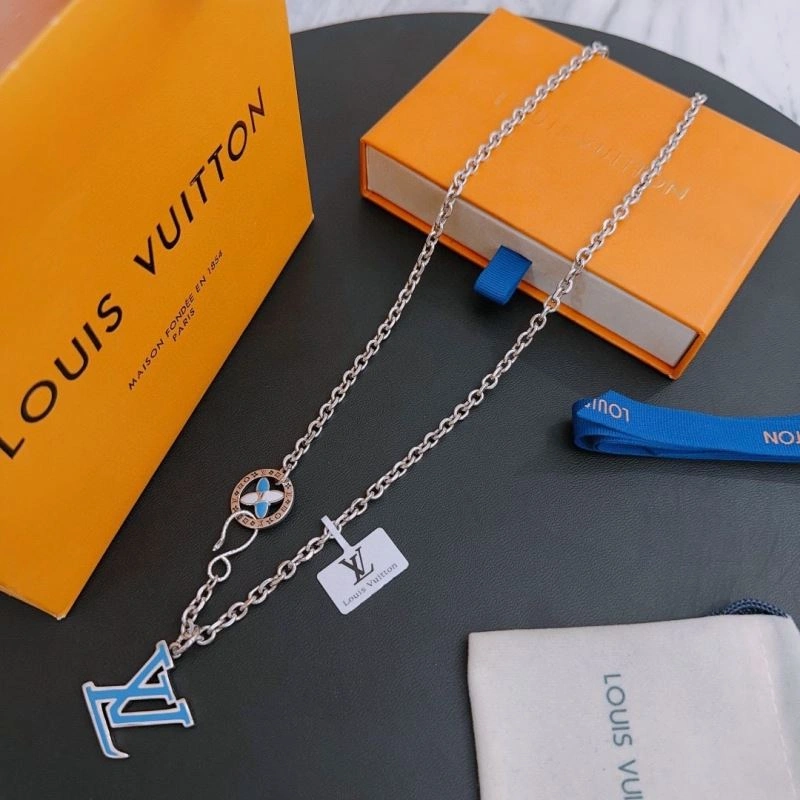 Indistinguishable Louis Vuitton Necklaces