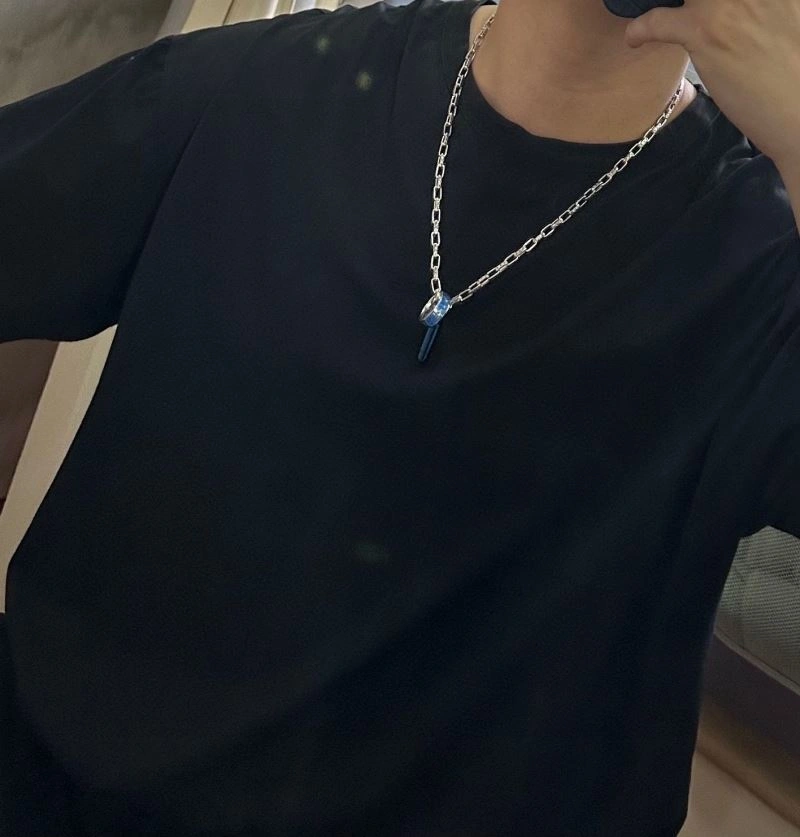 Reasonably priced Louis Vuitton Necklaces