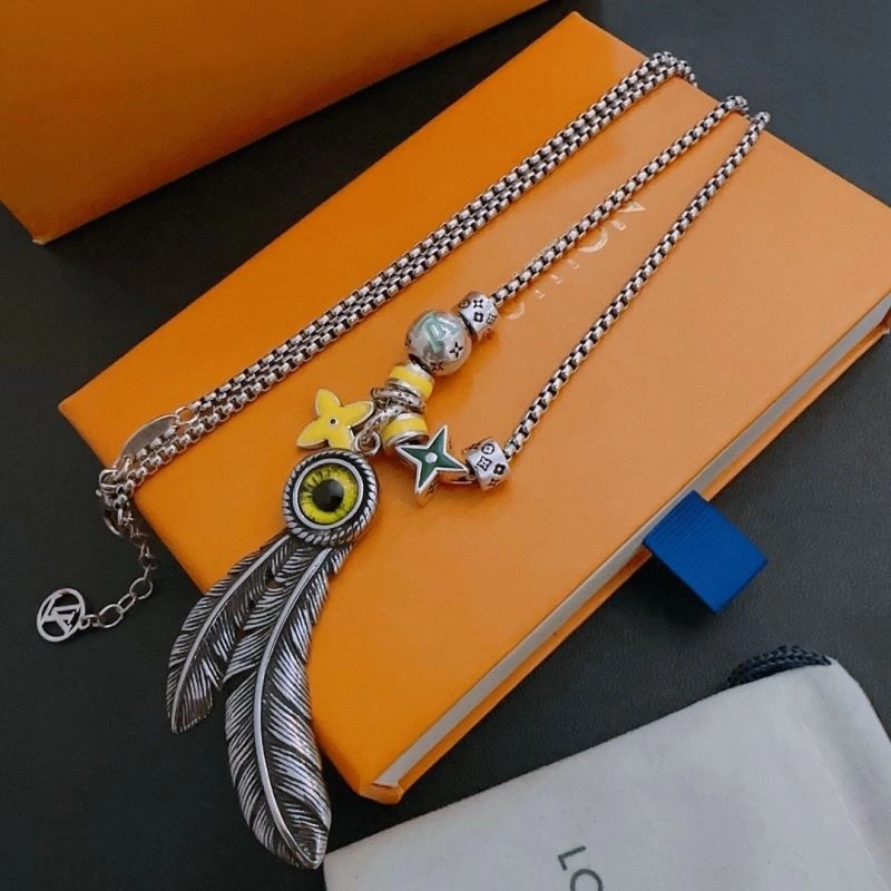 Inexpensive Louis Vuitton Necklaces