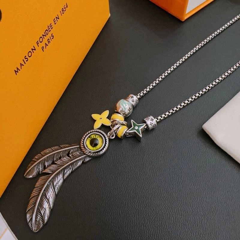 Inexpensive Louis Vuitton Necklaces