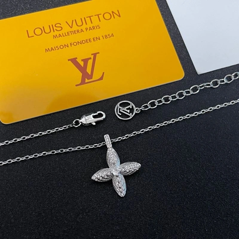 Reasonably priced Louis Vuitton Necklaces
