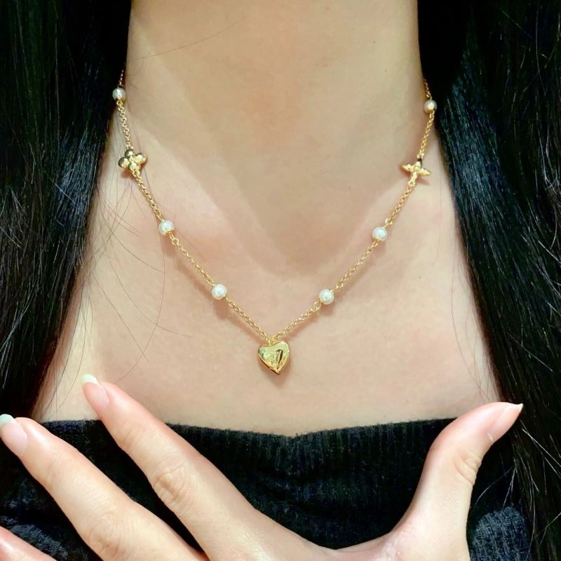 Value-priced Louis Vuitton Necklaces