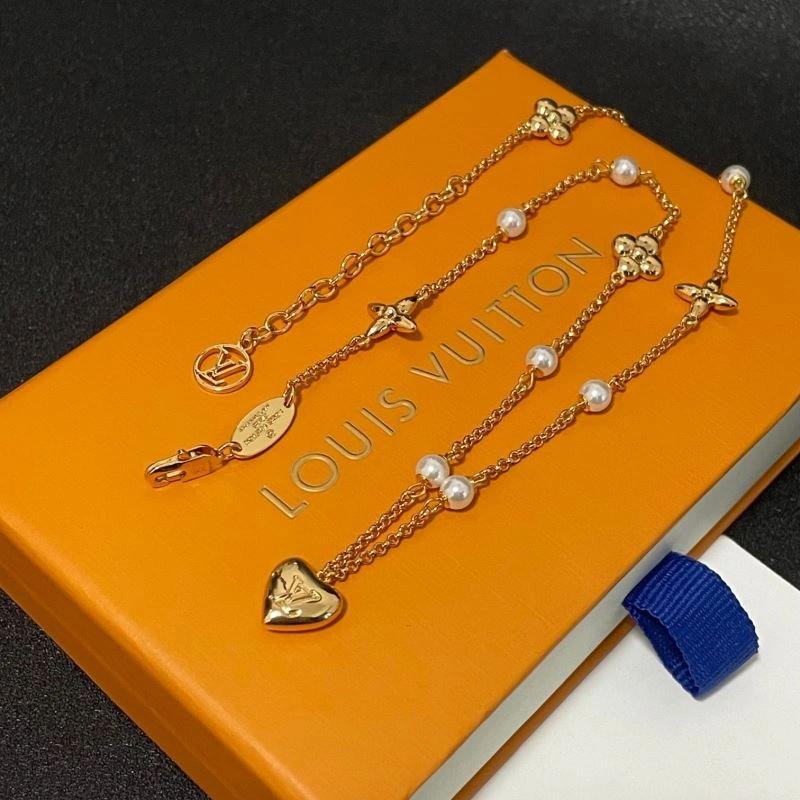 Value-priced Louis Vuitton Necklaces