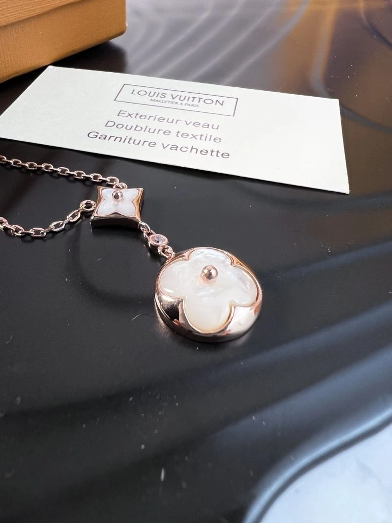 Official Louis Vuitton Necklaces
