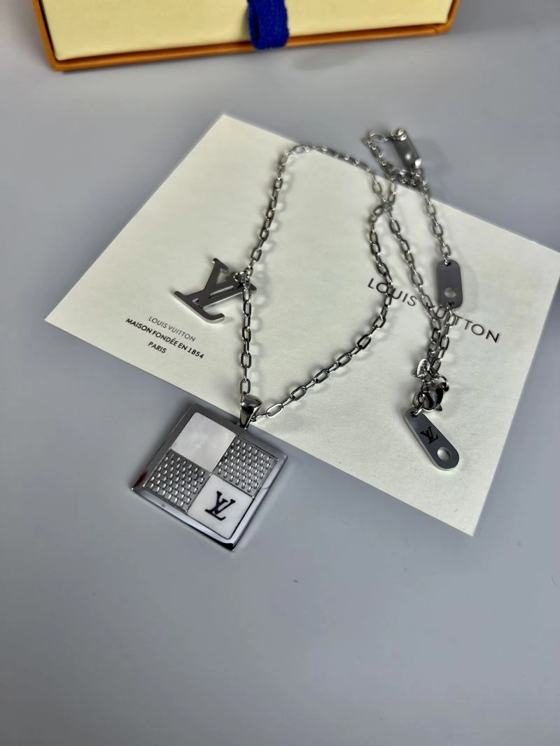 Perfect replica Louis Vuitton Necklaces