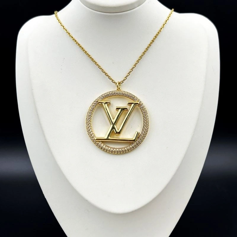 Cut-rate Louis Vuitton Necklaces