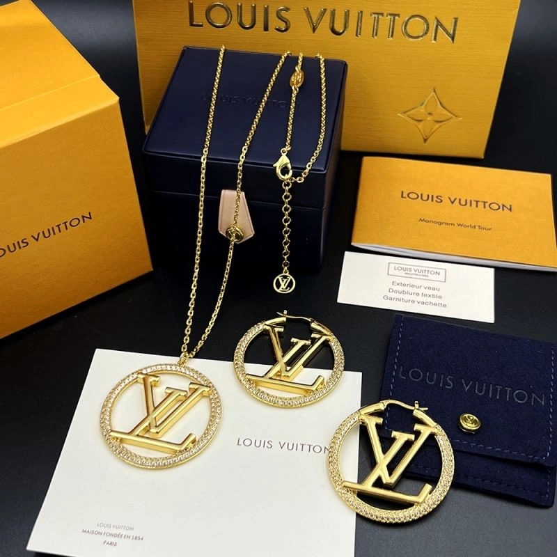 Cut-rate Louis Vuitton Necklaces