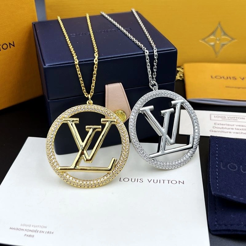 Cut-rate Louis Vuitton Necklaces