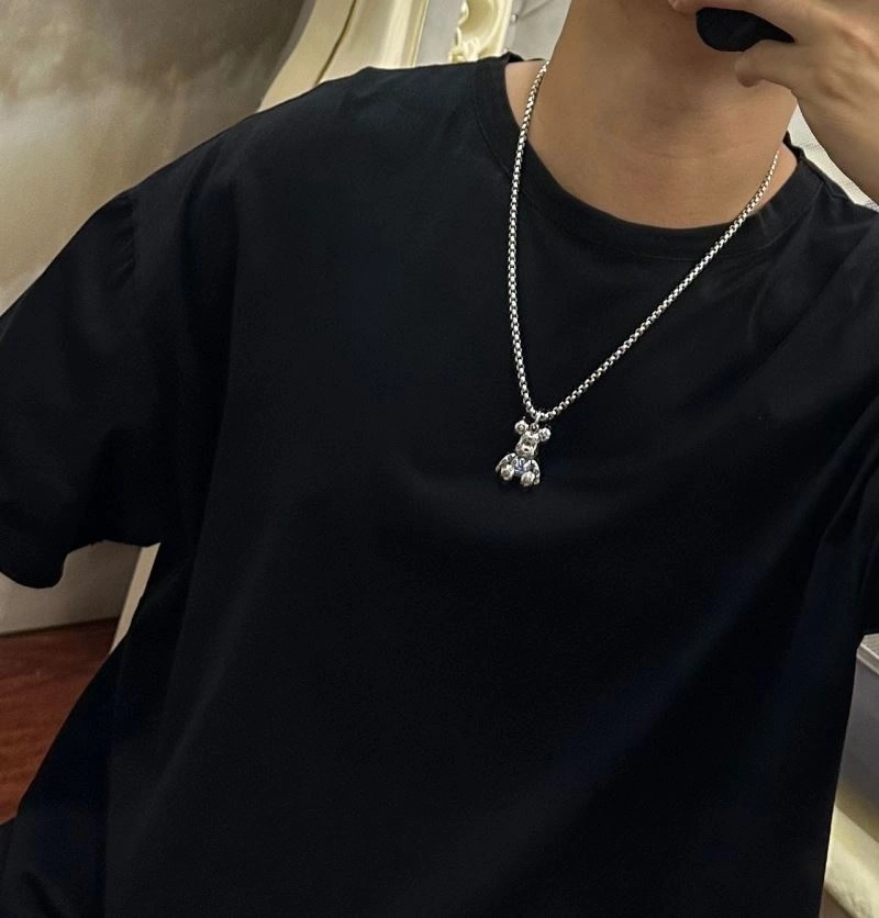 Economical Louis Vuitton Necklaces