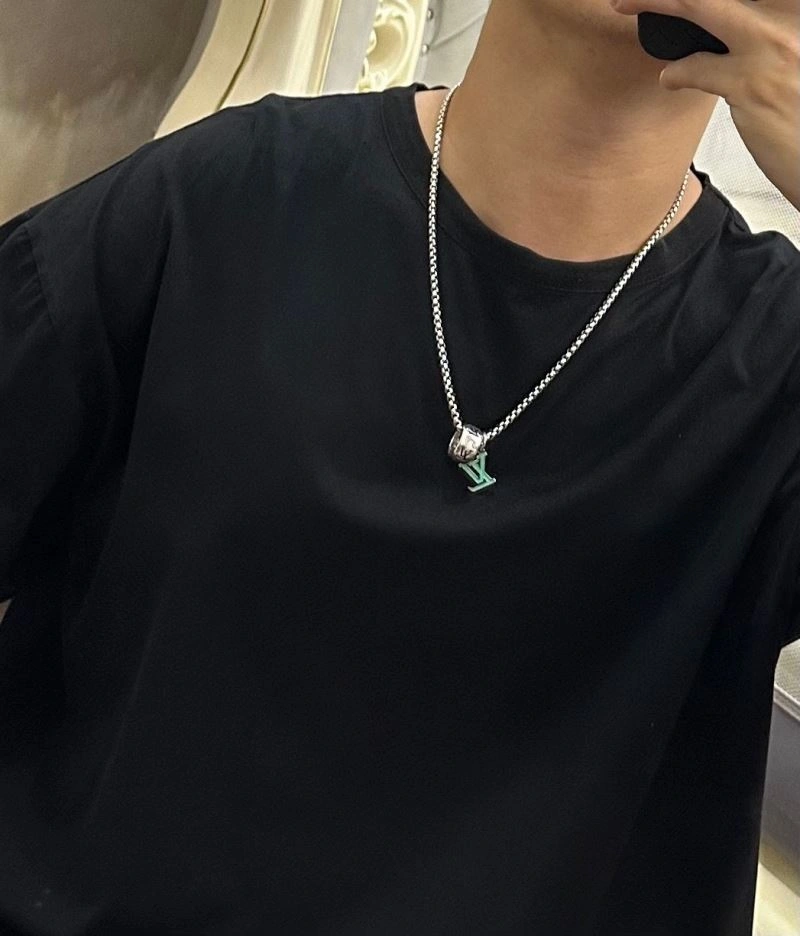Affordable Louis Vuitton Necklaces