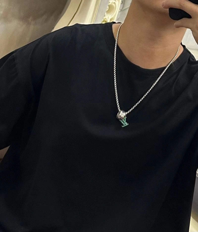 Affordable Louis Vuitton Necklaces