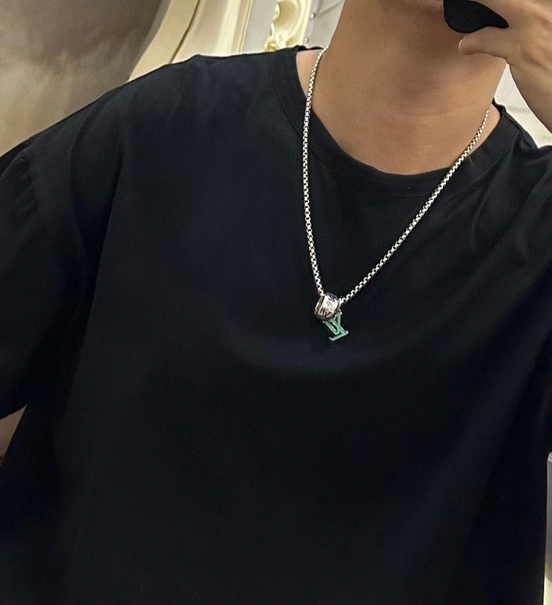 Affordable Louis Vuitton Necklaces