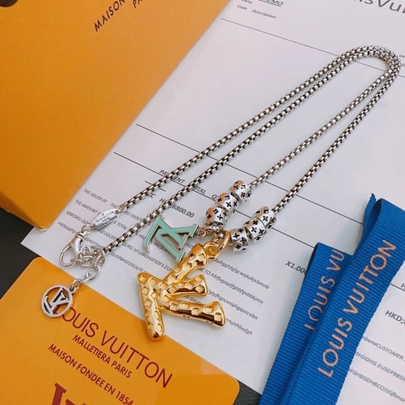 Discounted Louis Vuitton Necklaces