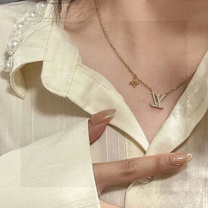Economical Louis Vuitton Necklaces
