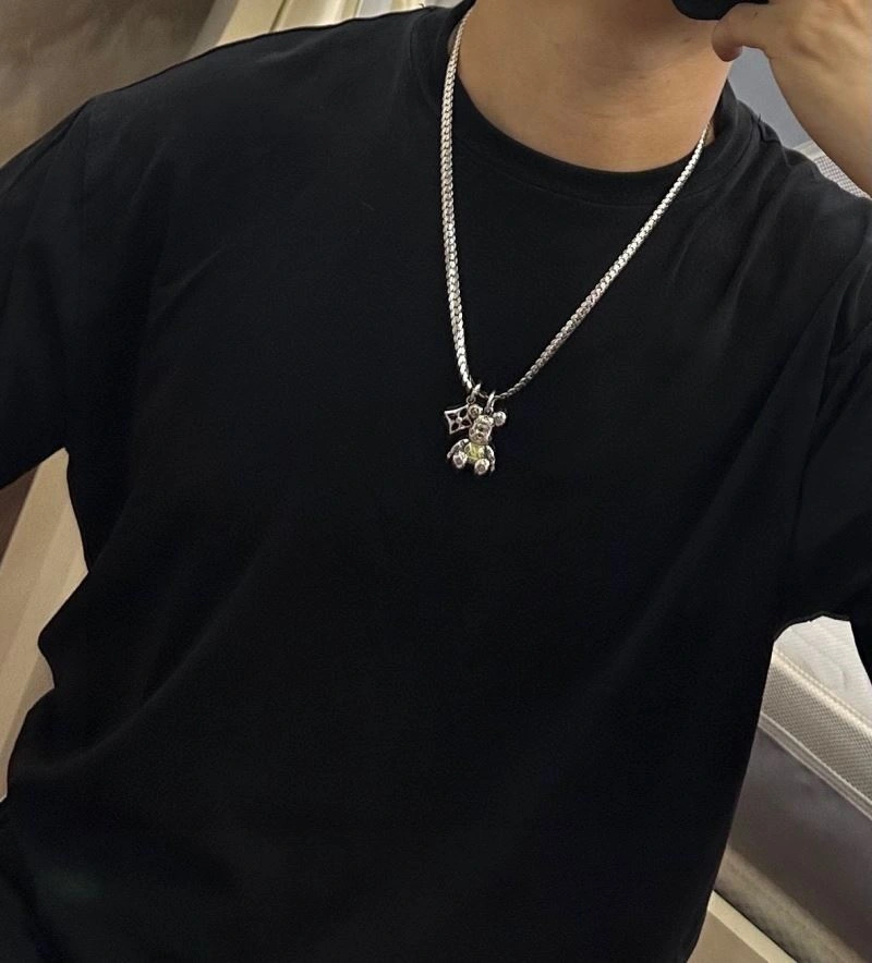 Low-cost Louis Vuitton Necklaces