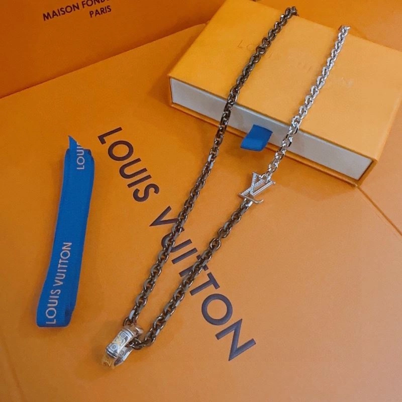 Low-cost Louis Vuitton Necklaces