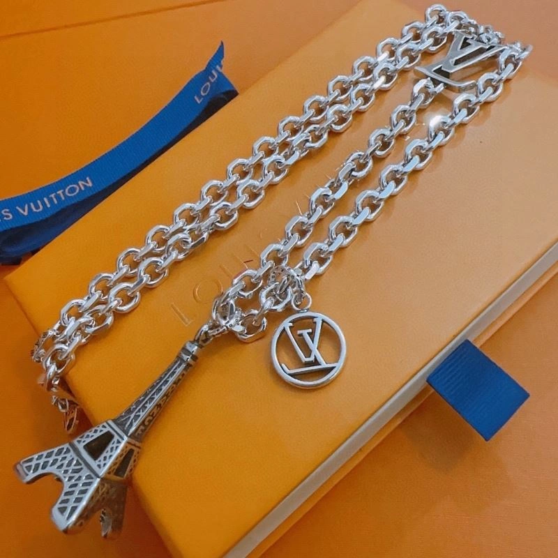 High fidelity Louis Vuitton Necklaces