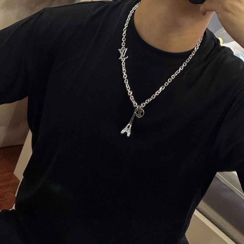 High fidelity Louis Vuitton Necklaces
