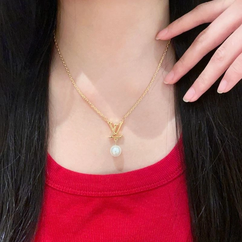 Louis Vuitton Necklaces