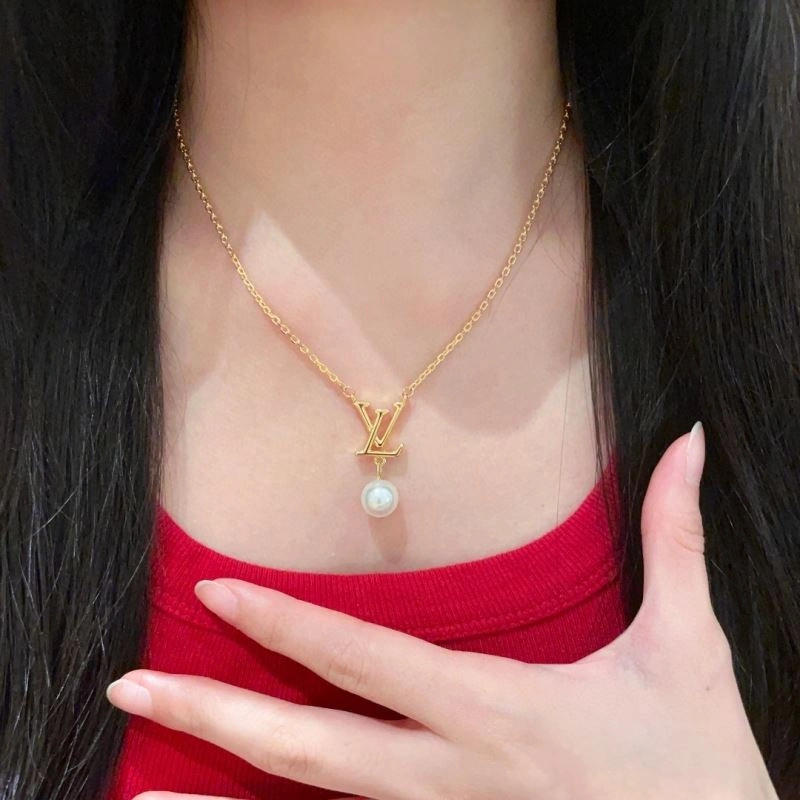 Top match Louis Vuitton Necklaces