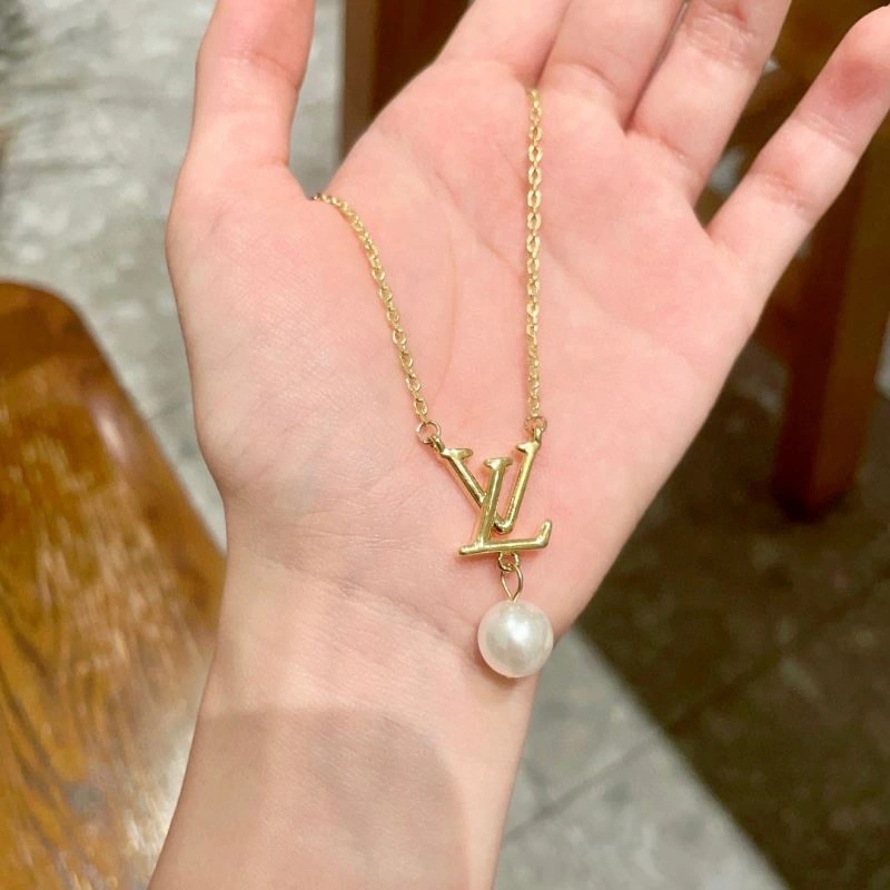 Top match Louis Vuitton Necklaces
