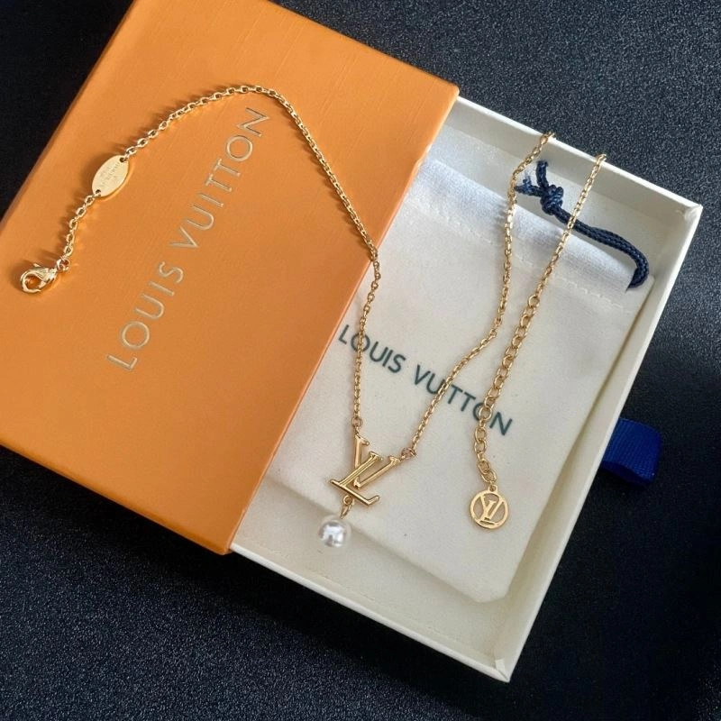 Top match Louis Vuitton Necklaces