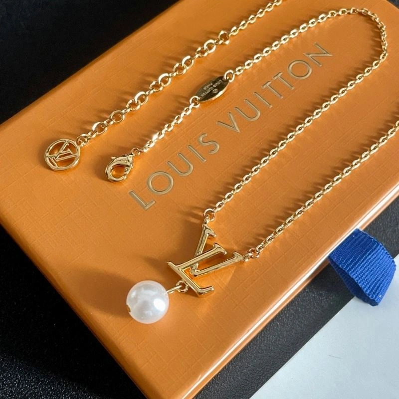 Top match Louis Vuitton Necklaces