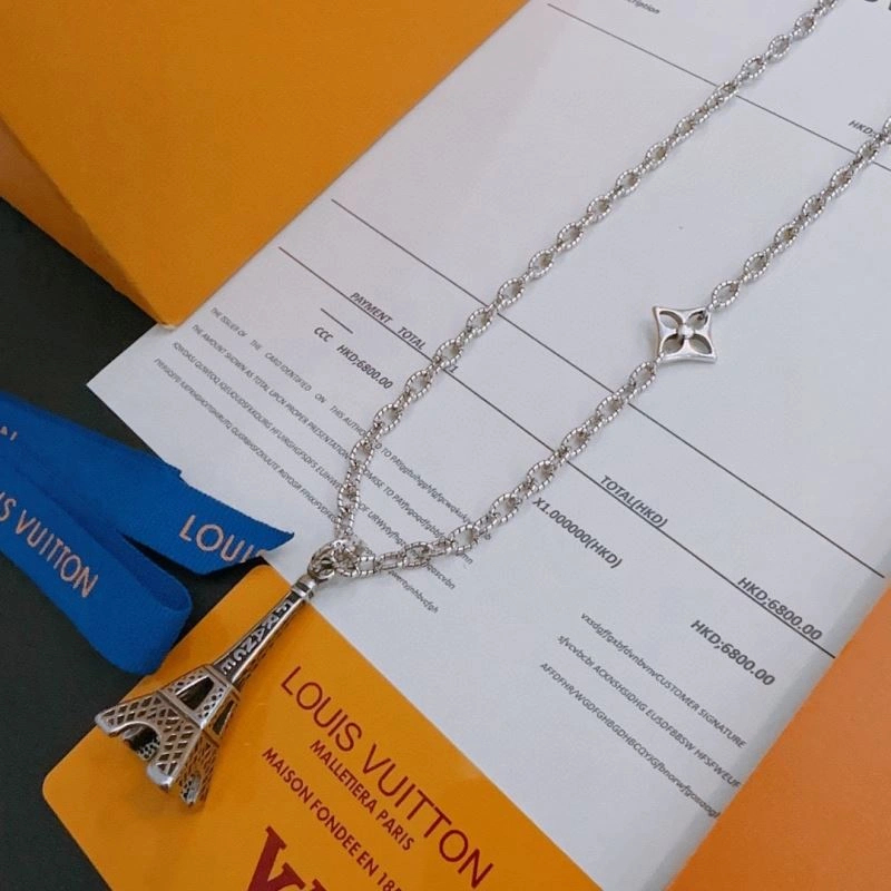 Brand-authenticated Louis Vuitton Necklaces