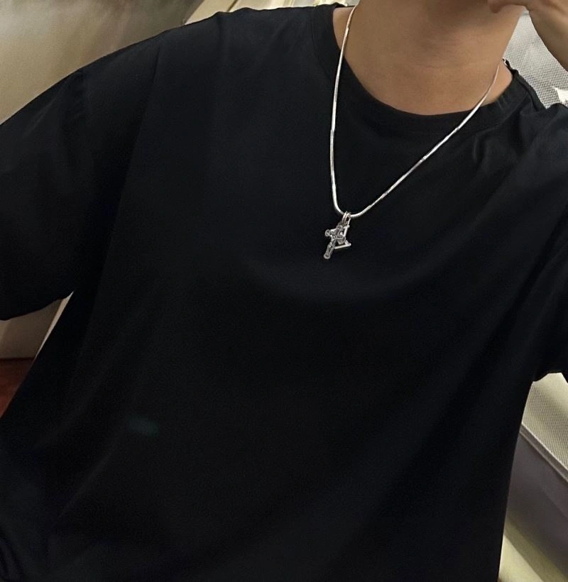 Exact replica Louis Vuitton Necklaces