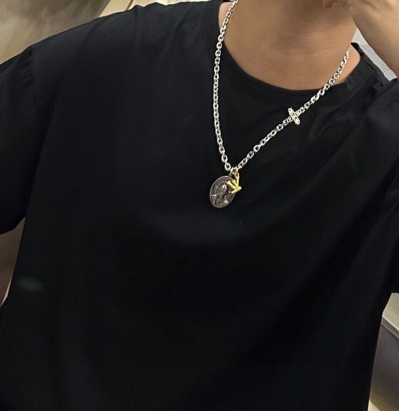 Genuine Louis Vuitton Necklaces