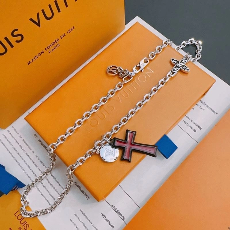 Official Louis Vuitton Necklaces