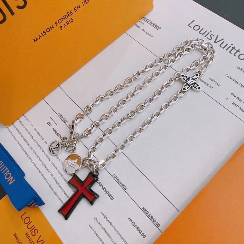 Official Louis Vuitton Necklaces