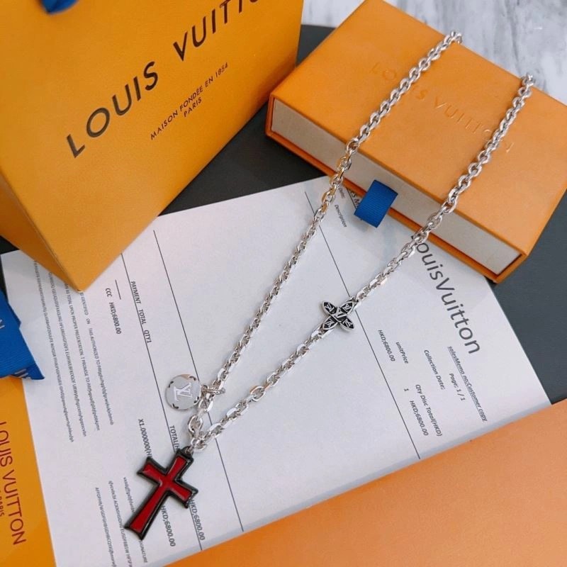 Official Louis Vuitton Necklaces