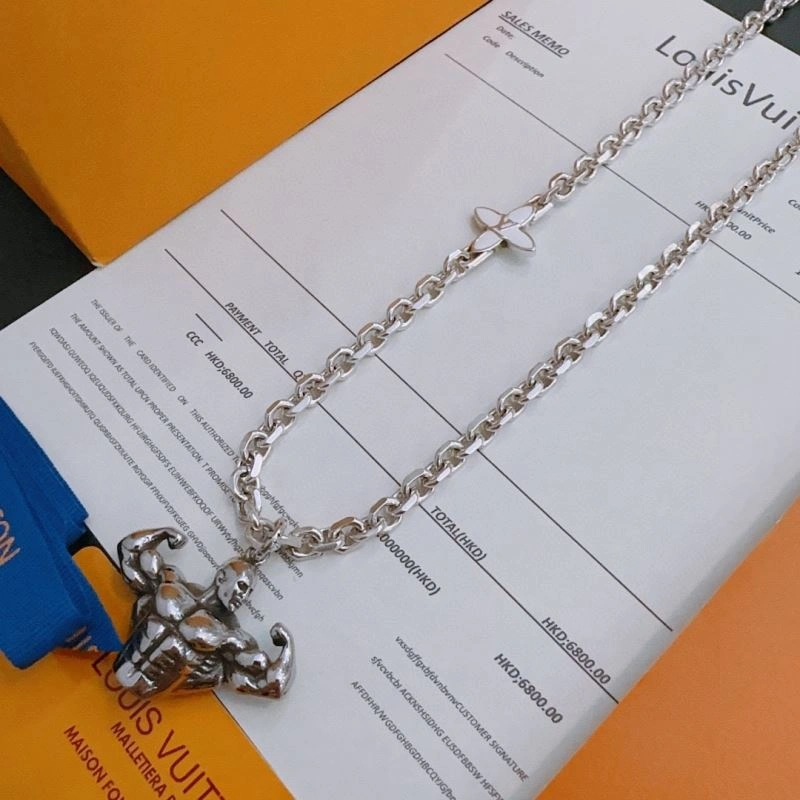 Official Louis Vuitton Necklaces