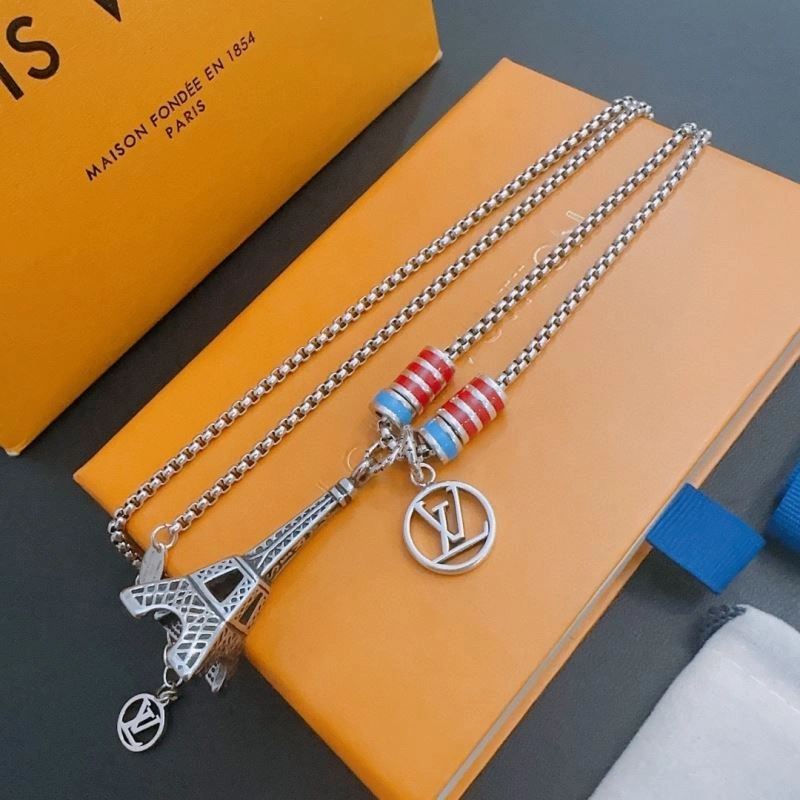 Brand-authenticated Louis Vuitton Necklaces