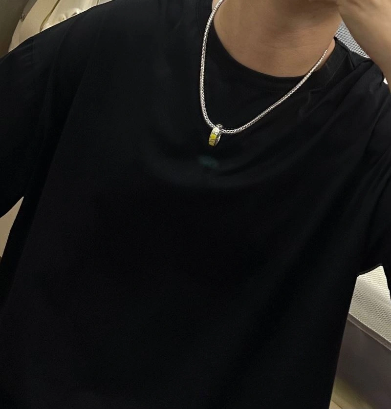 Top mirror Louis Vuitton Necklaces