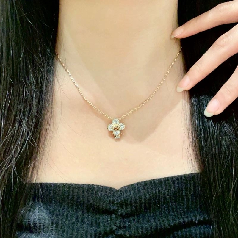 Louis Vuitton Necklaces