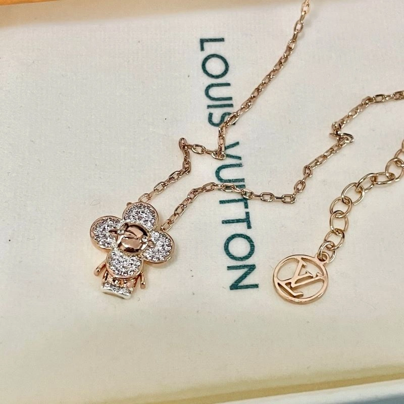 Bargain Louis Vuitton Necklaces