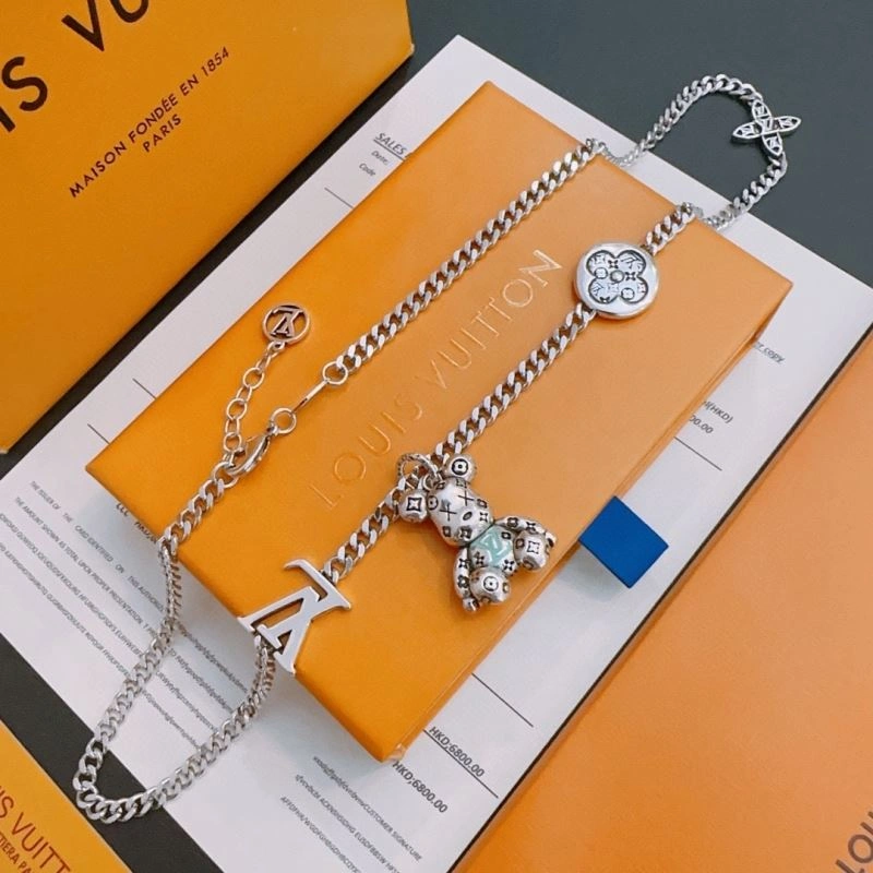 Louis Vuitton Necklaces