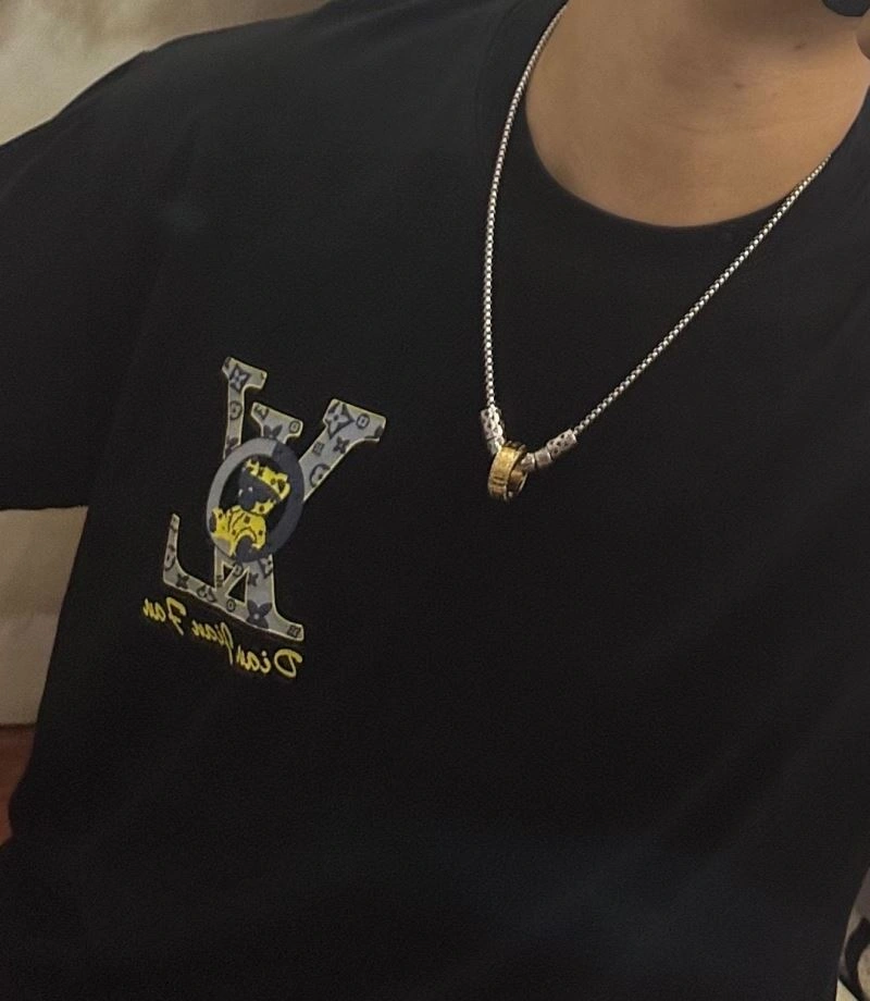 Economical Louis Vuitton Necklaces