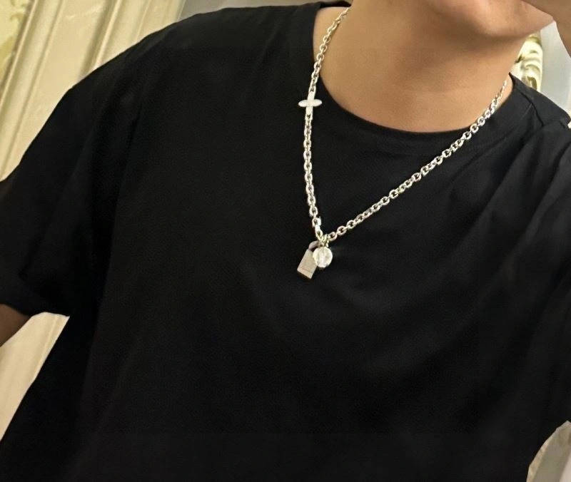 Top match Louis Vuitton Necklaces