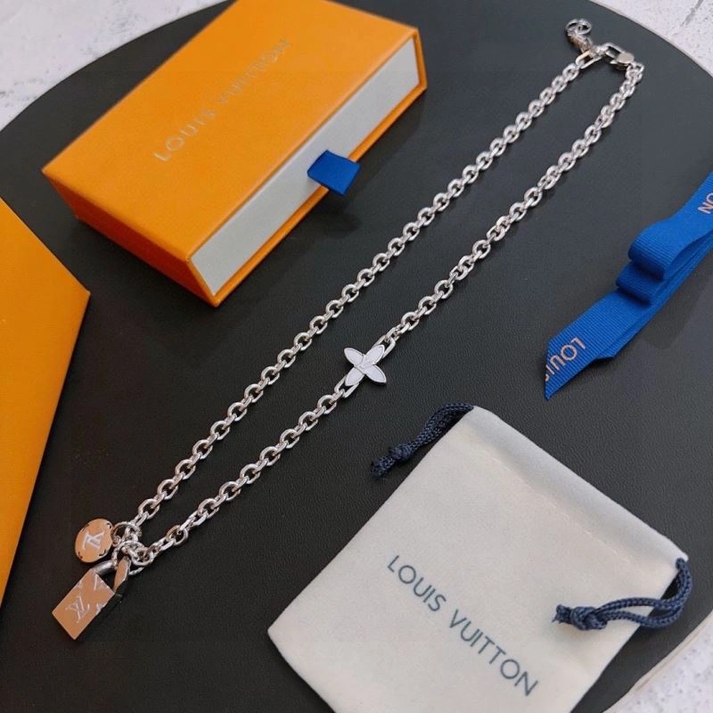 Top match Louis Vuitton Necklaces