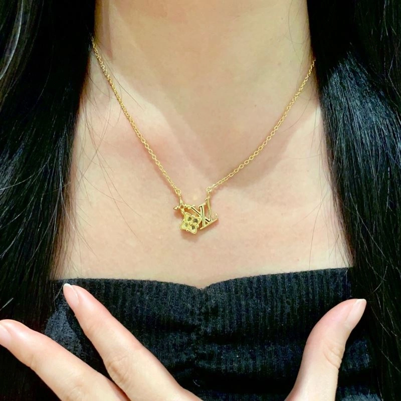 Affordable Louis Vuitton Necklaces