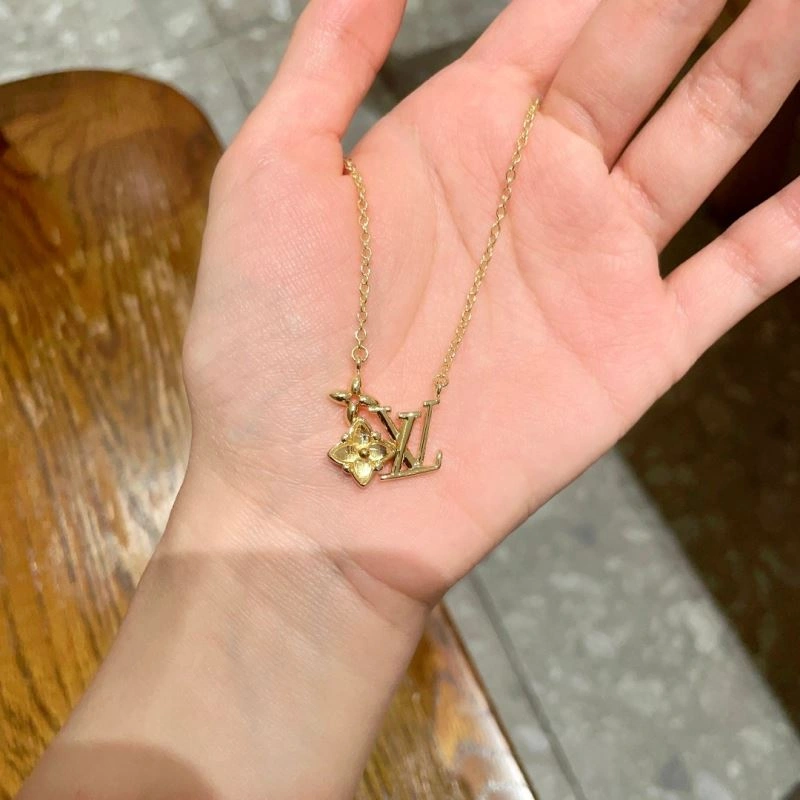 Affordable Louis Vuitton Necklaces