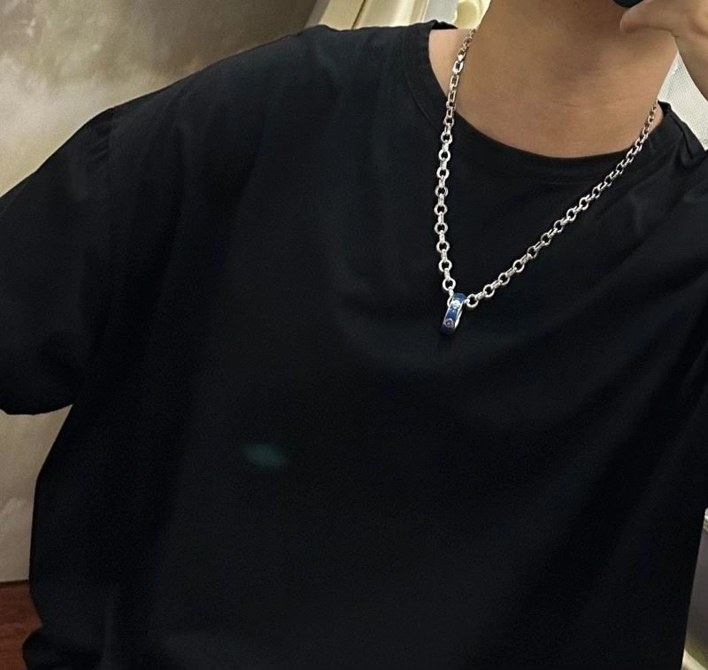 Economical Louis Vuitton Necklaces