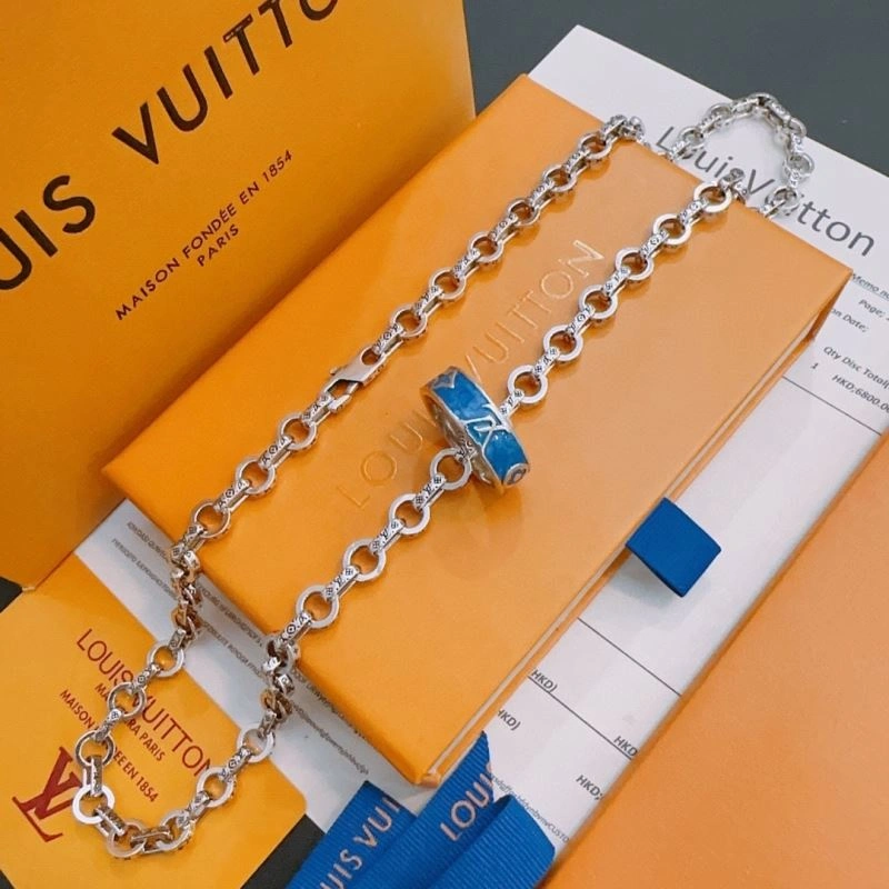 Economical Louis Vuitton Necklaces