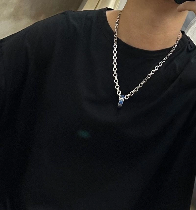 Economical Louis Vuitton Necklaces